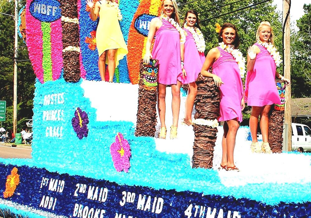 Paris, Tennessee - Worlds Largest Fish Fry