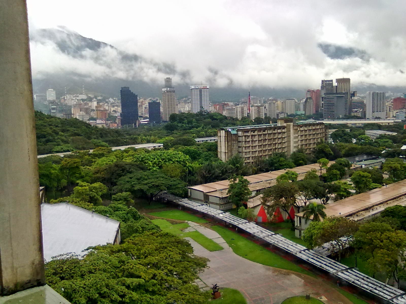Paisajes de Caracas: Ciudad Universitaria de Caracas - UCV 1ra entrga