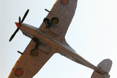 Supermarine Spitfire Paper Model | Paperized Crafts