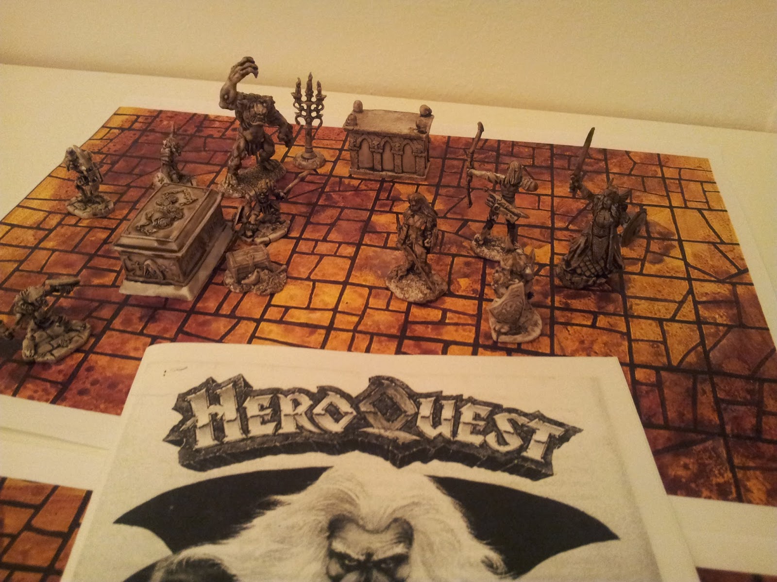 Ye Olde Inn • View topic - HeroQuest Compatible Boards and Tiles