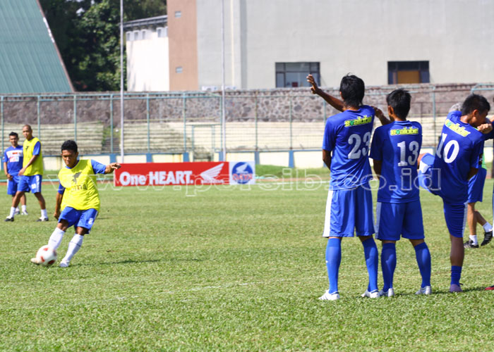 BOBOTOH PERSIB: Eka Ramdani