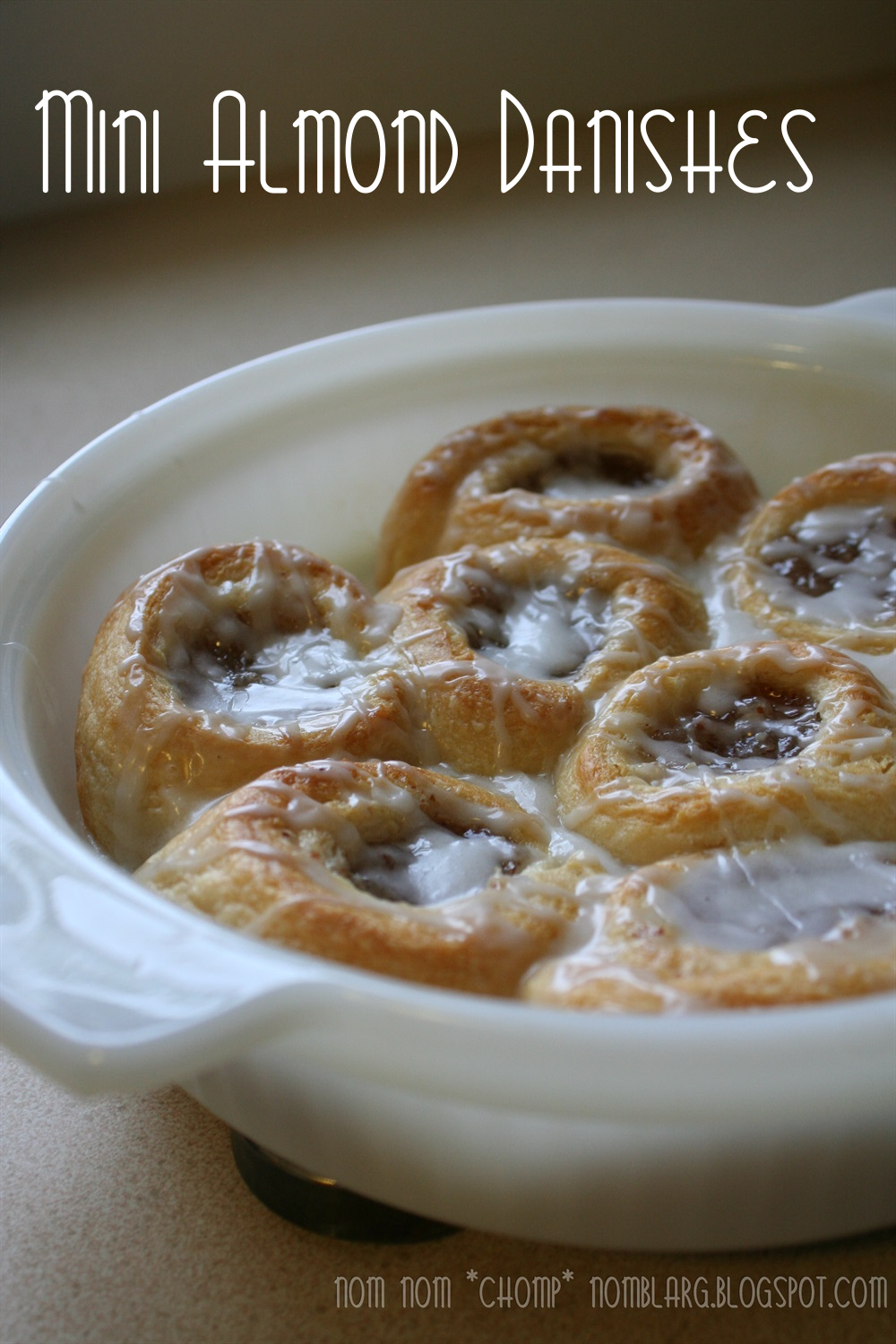 Nom Nom *CHOMP*: Mini Almond Danishes