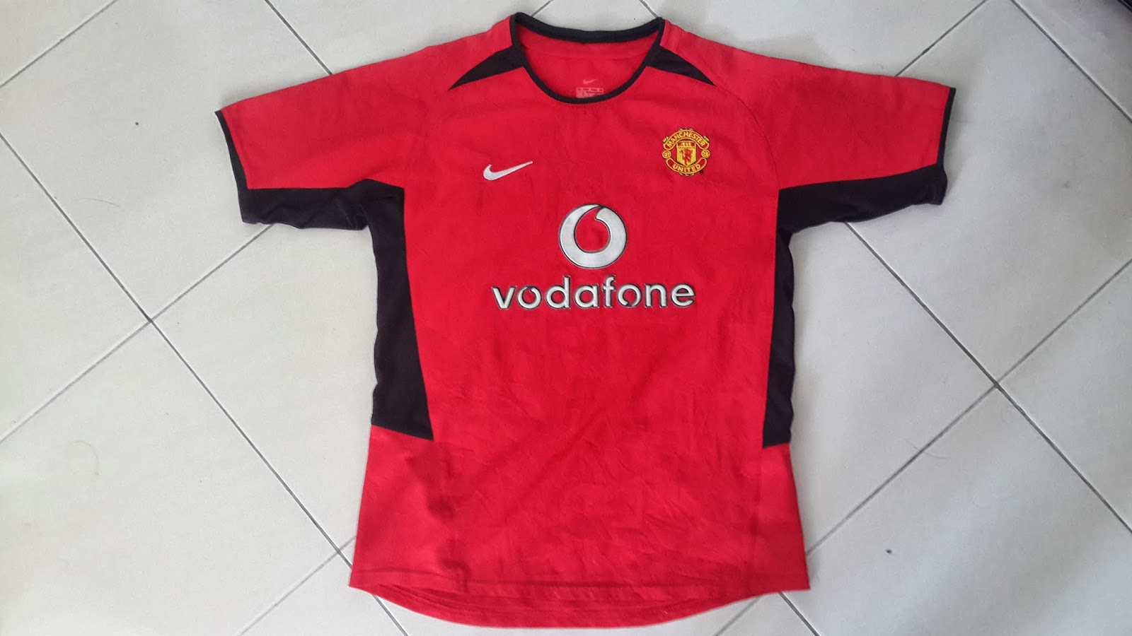 pArT tiMe bUnDLe: Authentic Manchester United 2003 Home Jersey