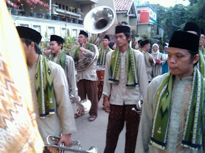 "Sewa Busana Betawi dot Com" I Ph. 085211711318 atau 087776761152 dan ...