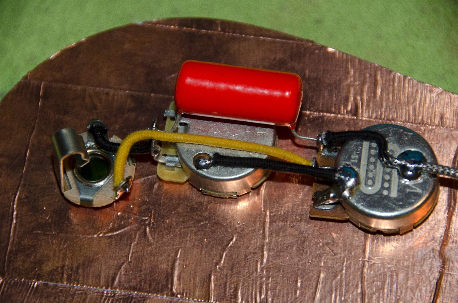 Mosrite Guitar Build