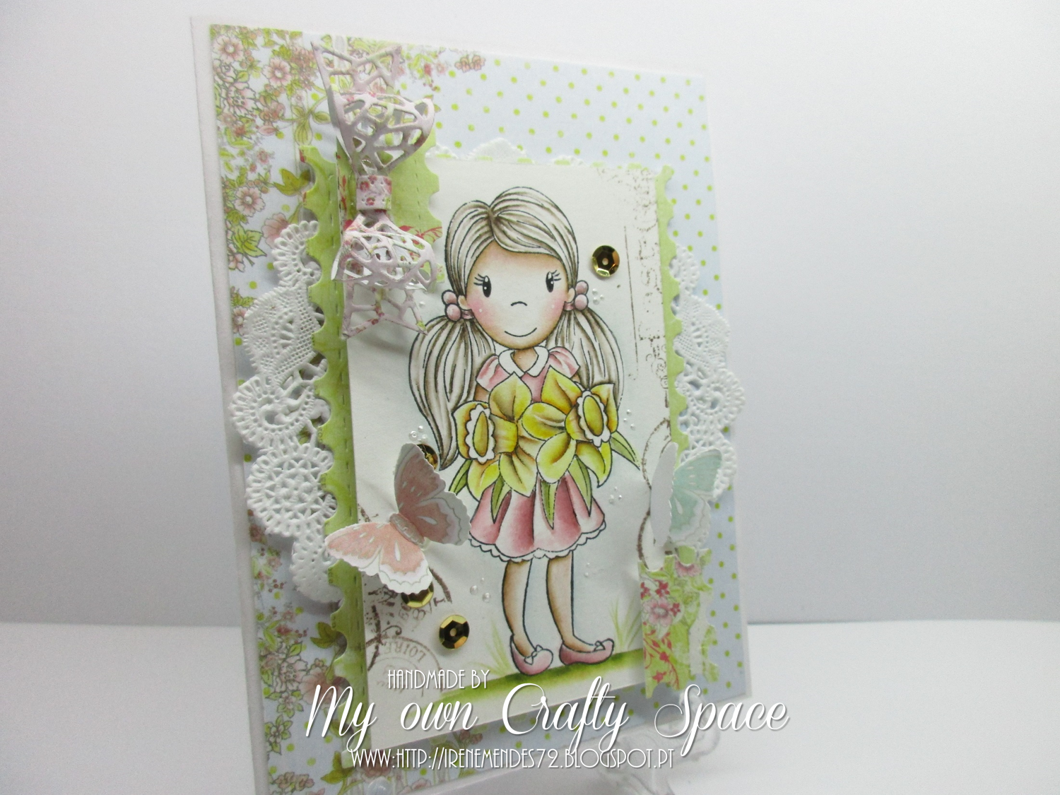 Paper Nest Dolls: Daffodil Ellie - CAS Card
