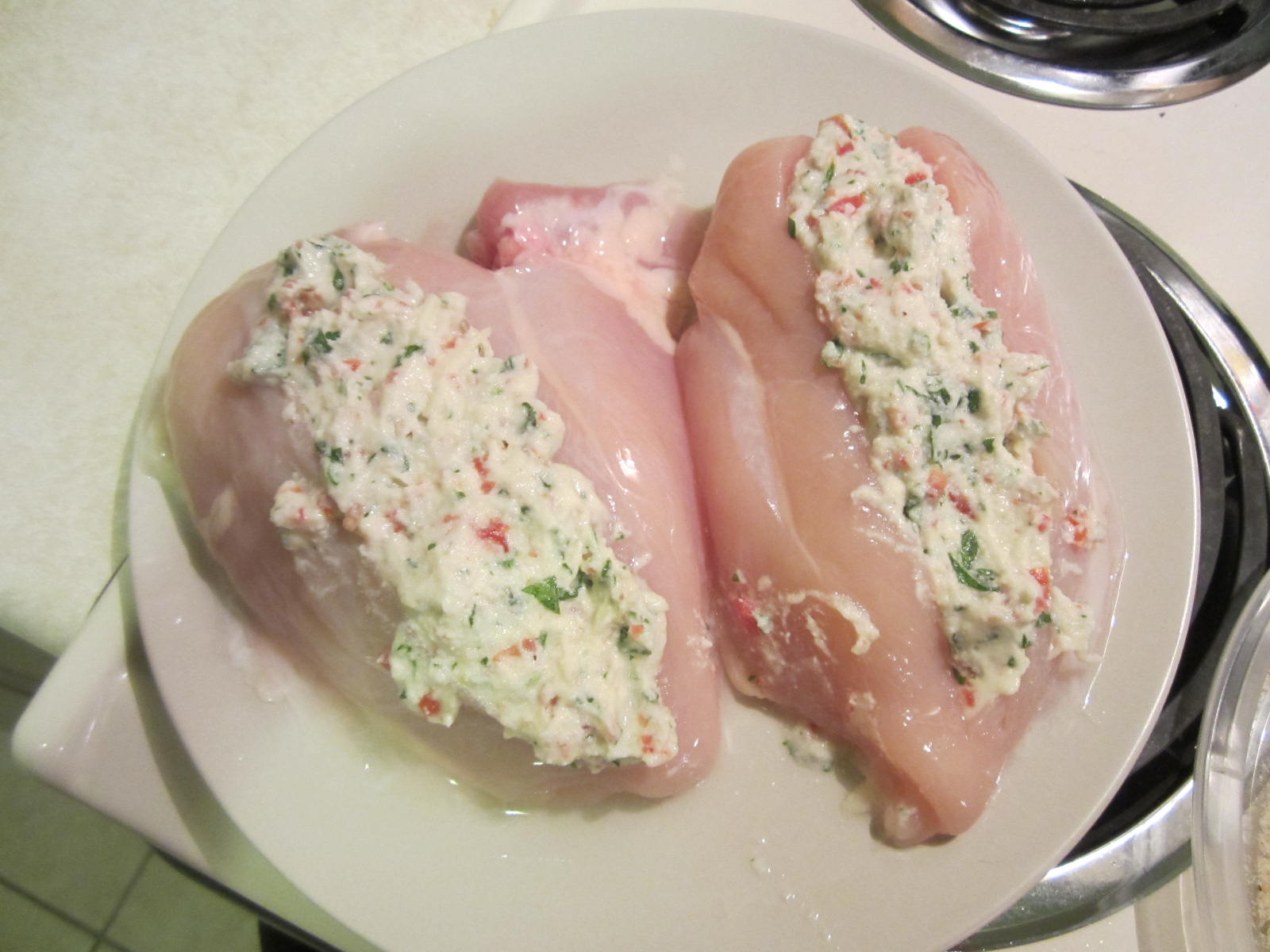 Beguiling Bites with Barricks: Breadcrumb Stuffed Chicken