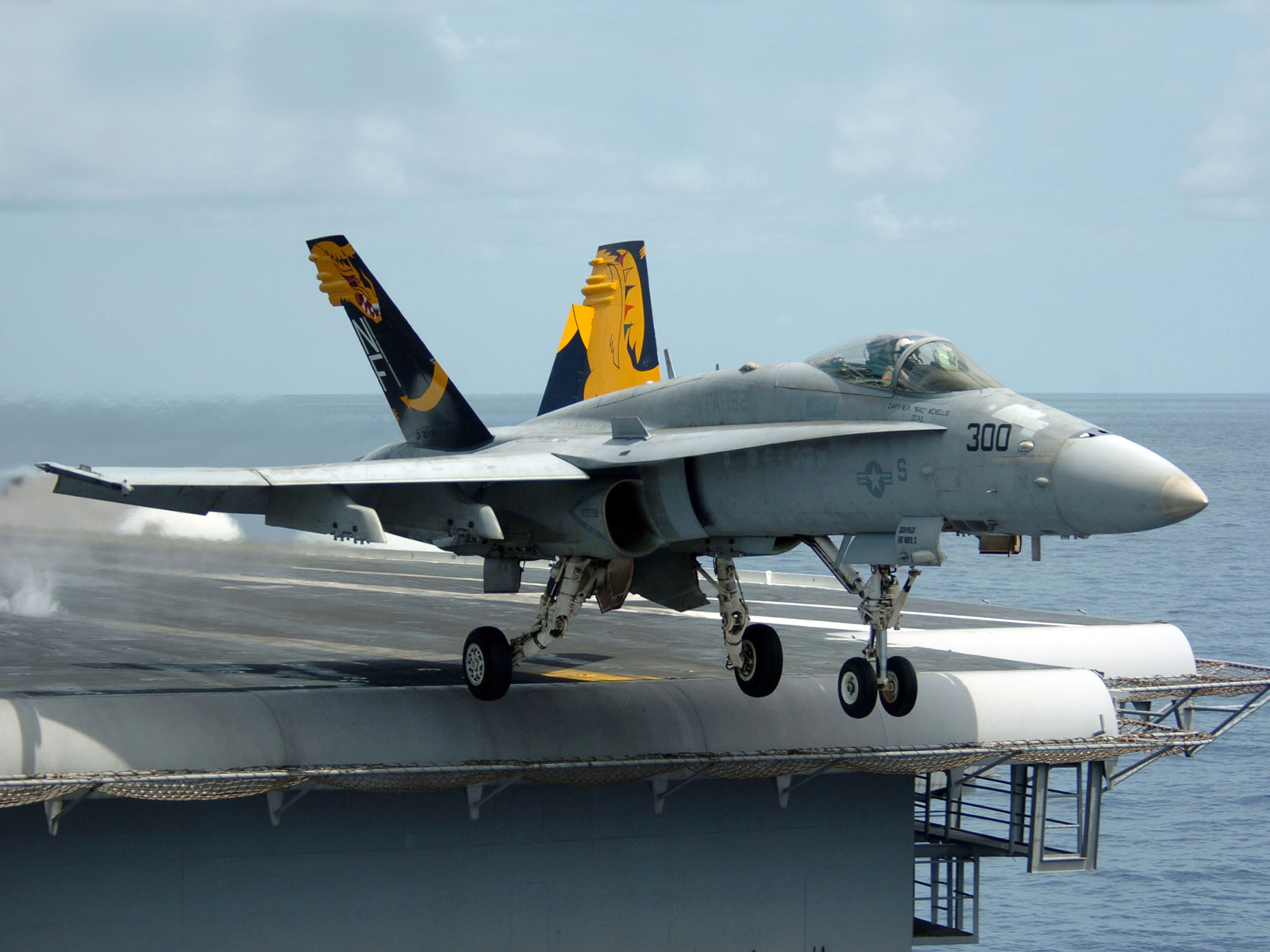 Amazing Airplanes Wallpapers Set 2 | Images Artists