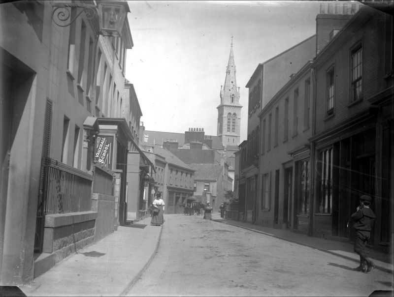 Rare Found Photos That Capture Street Scenes of London From the 1890s ...