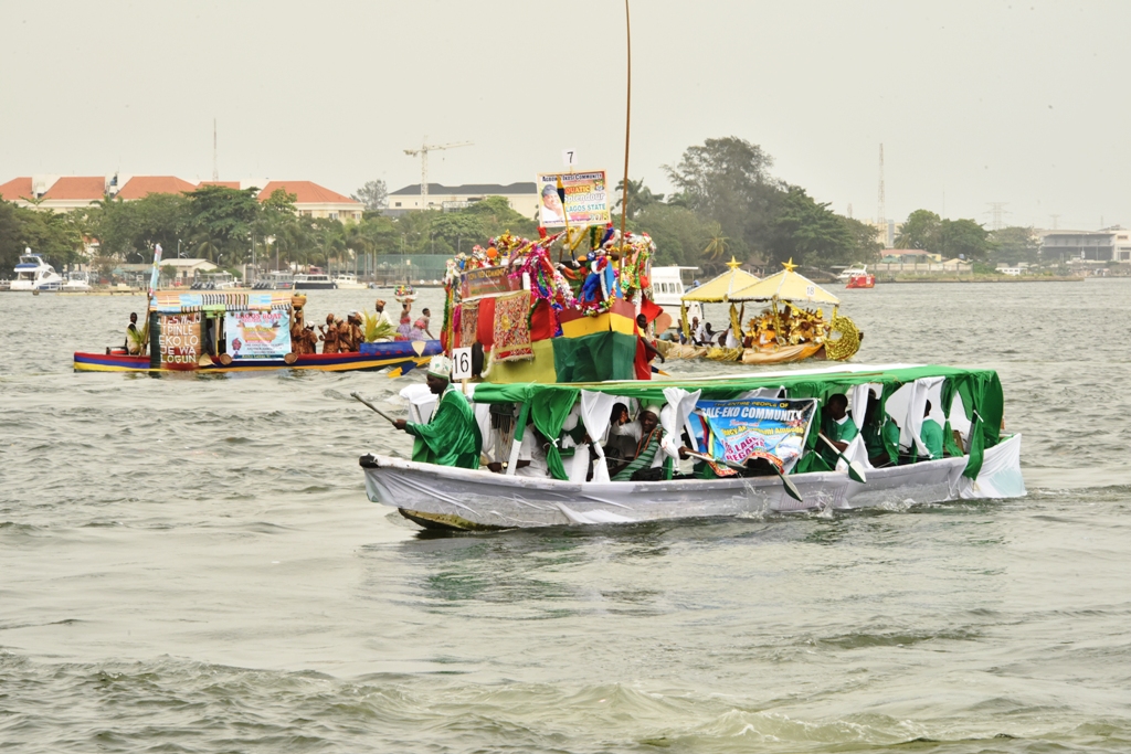 Photos: Gov. Ambode at 2018 Lagos Boat Regatta held at the Lagoon ...