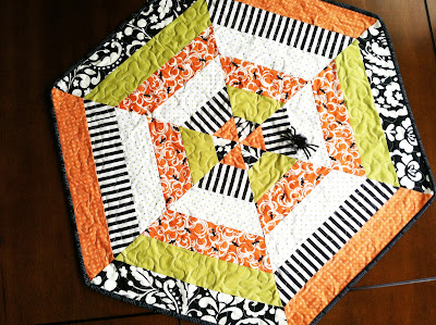 My Cotton Creations: Spider Web Table Topper TUTORIAL