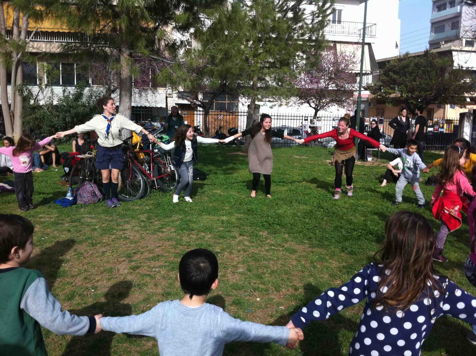 Ακαδημία Πλάτωνος: Παιχνίδια στο Πάρκο