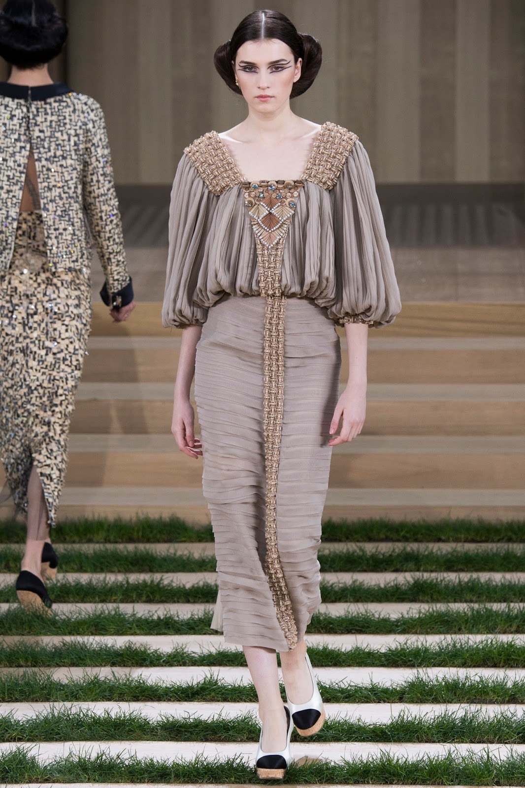 Roseira Parra: Spring 2016 Couture