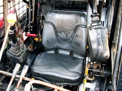 MINIINCARCATOR JCB ROBOT 160 cu brat excavare an 2005 PRET 15.500 Euro