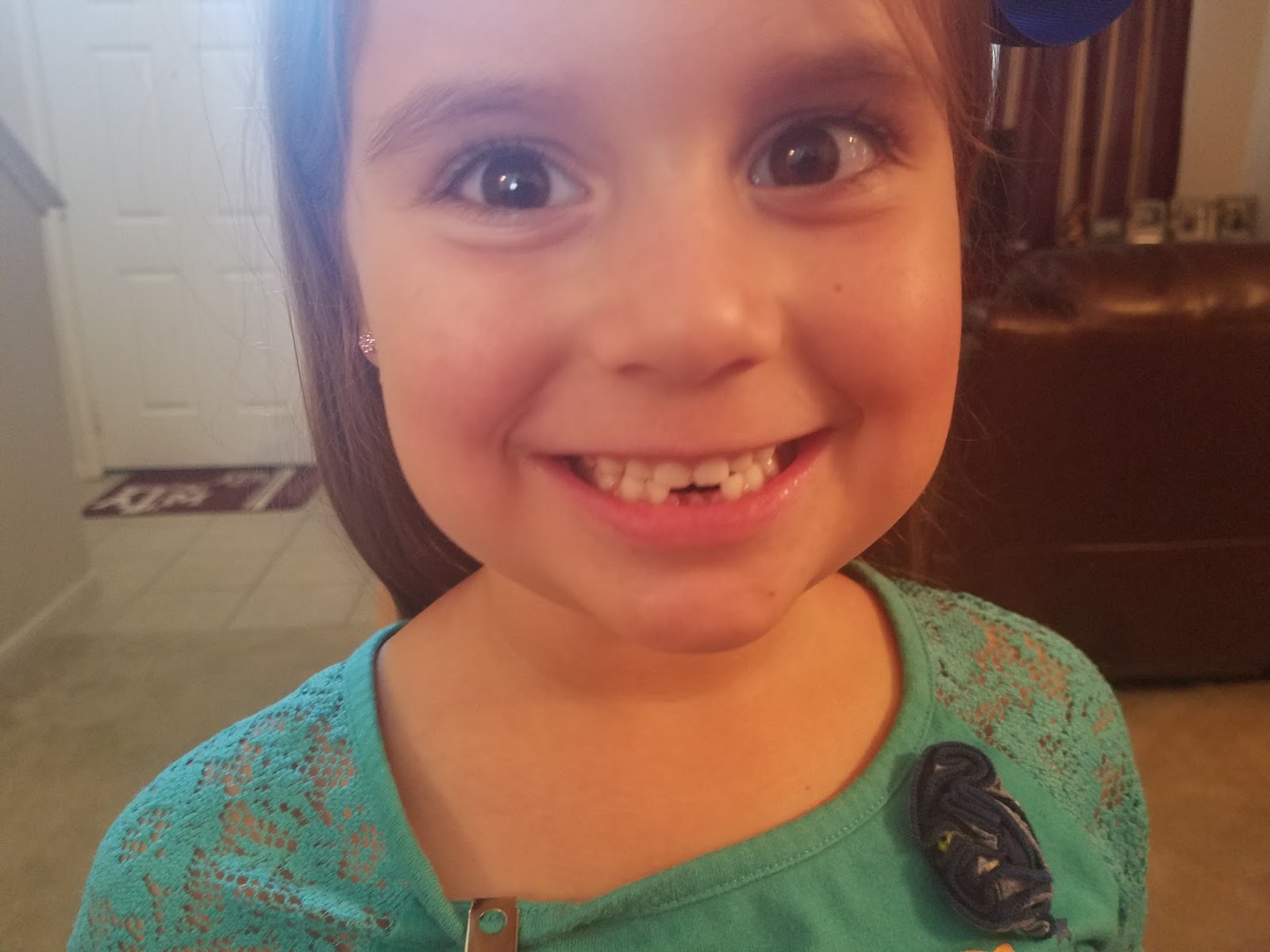 Aggies R Us: Abby and The Missing Teeth