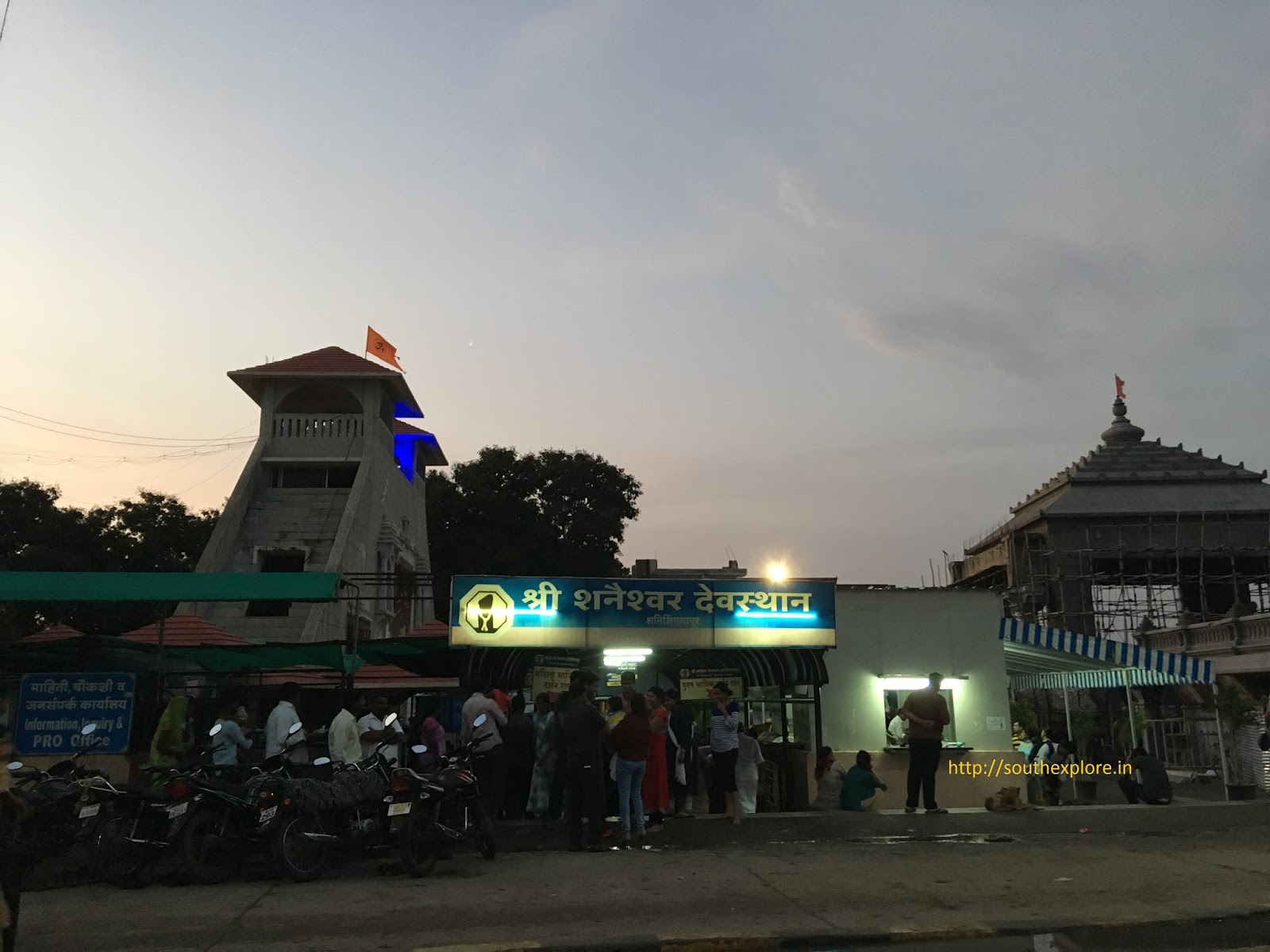 Shani Shingnapur Temple To worship the Lord Shaneshwara Maharashtra ...
