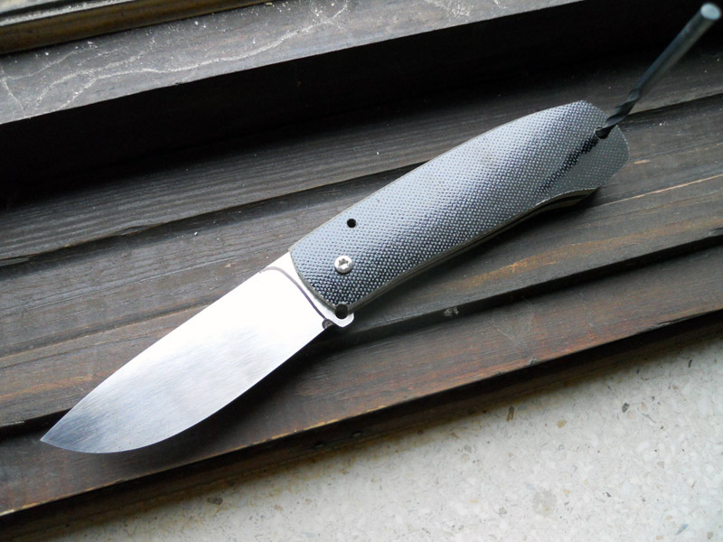 Andrzej Woronowski Custom Knives: Knives on The Stump I