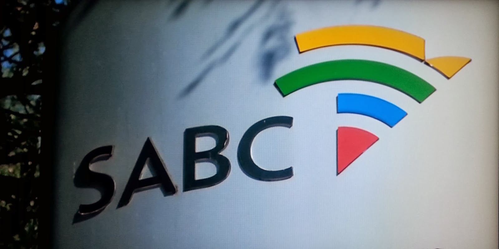 TV with Thinus: SABC promises 5 new TV channels - 4 channels catering ...