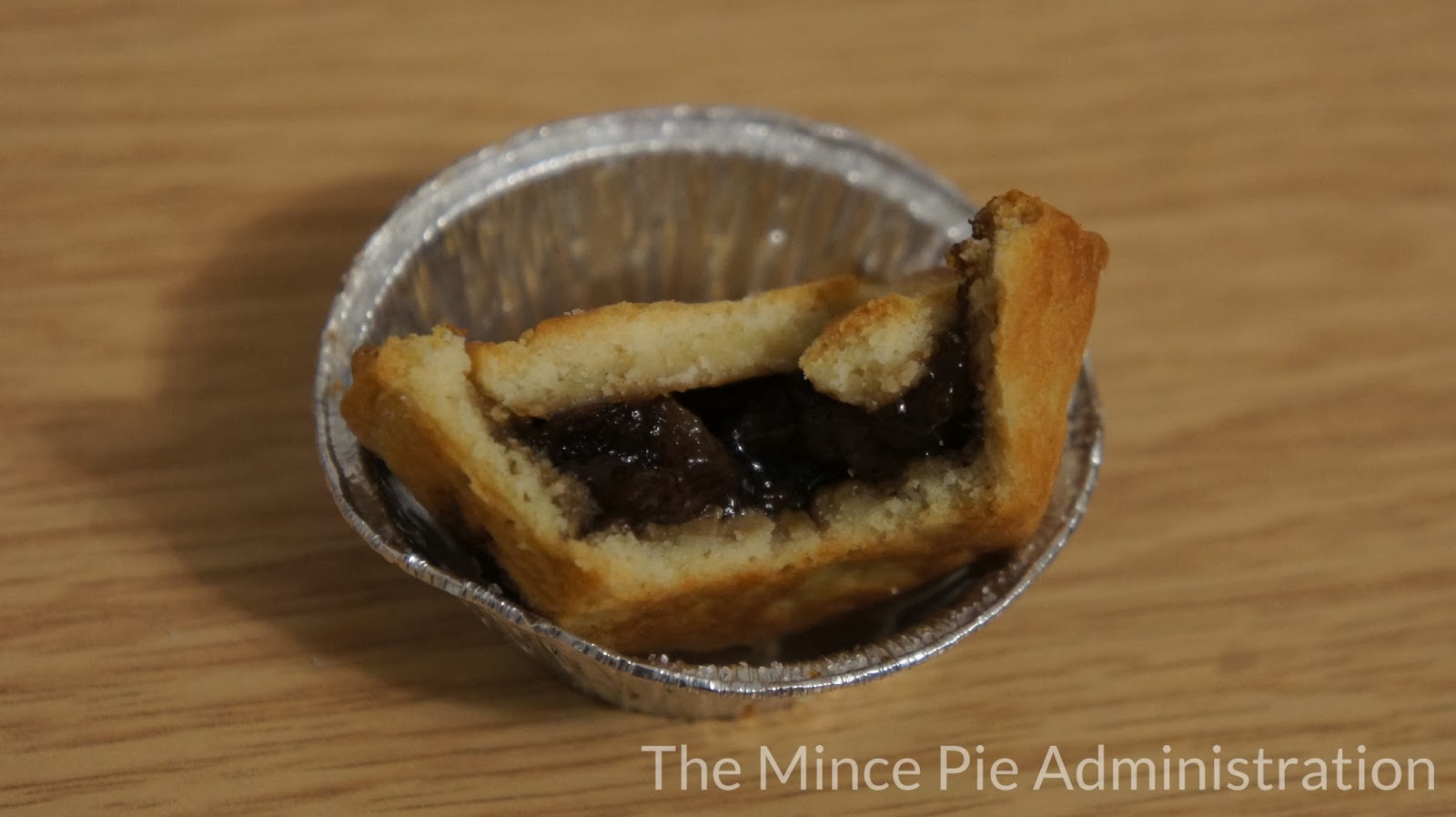 The Mince Pie Administration: Tesco 6 Christmas Mince Pies