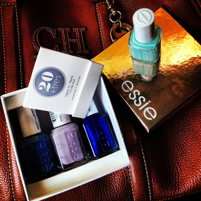 Saramkup: 20+tres by essie