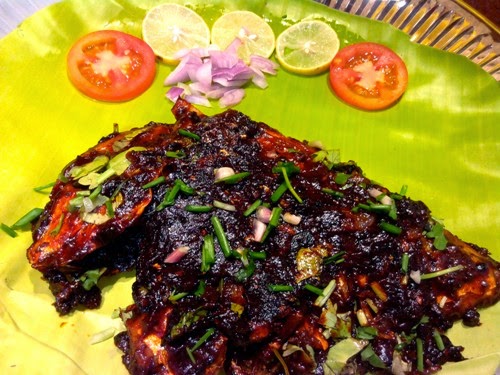 Vaniensamayalarai: Masala Fried Silver Pomfret (Vavval Fish)