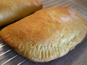 Toda Moderna: Calzone com presunto e queijo