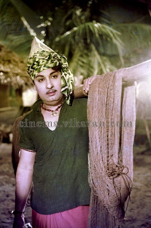 My Dreams...: 'Vathiyar' MGR Unseen Pictures...