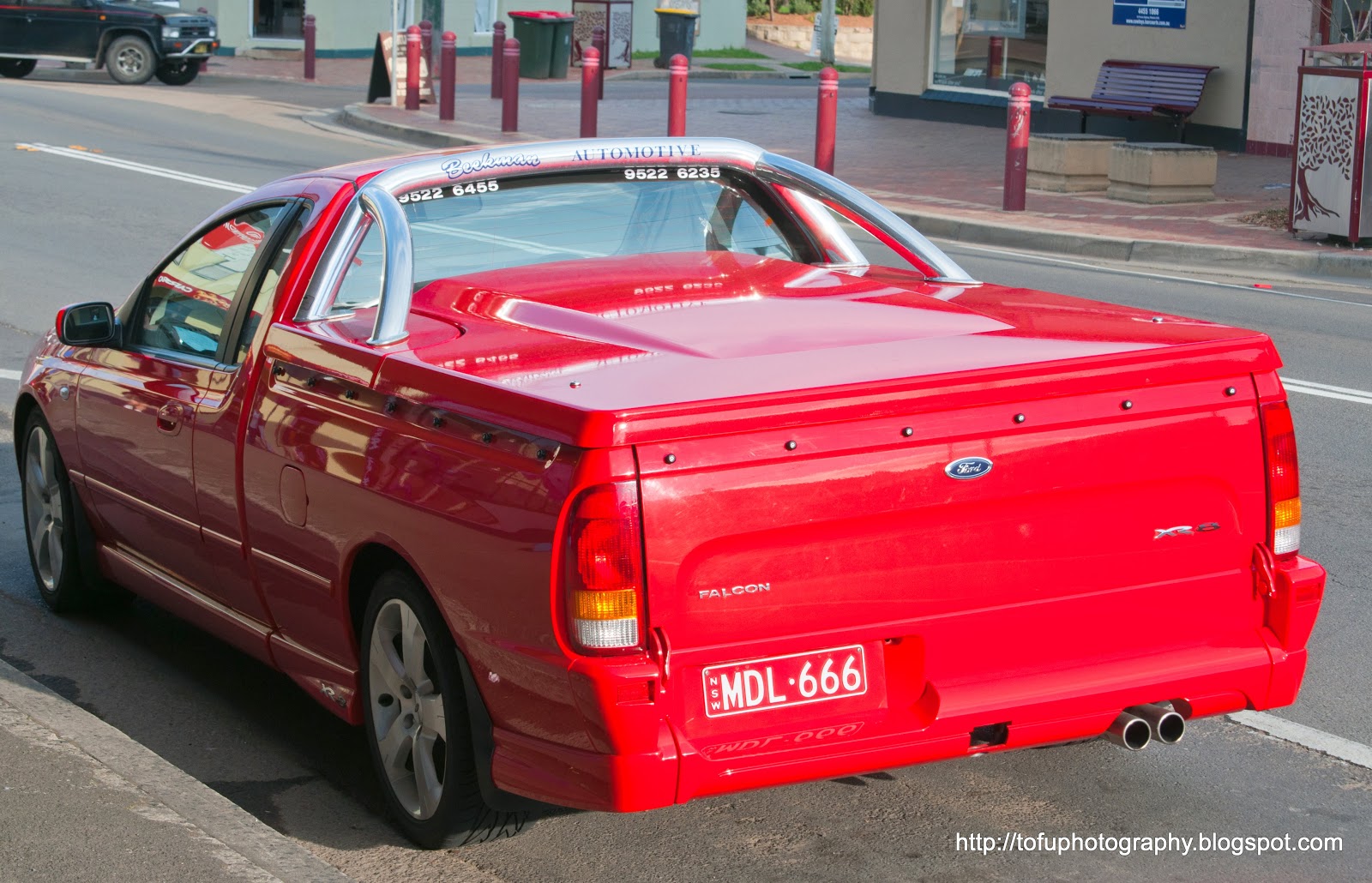 Tofu Photography: Red red ute