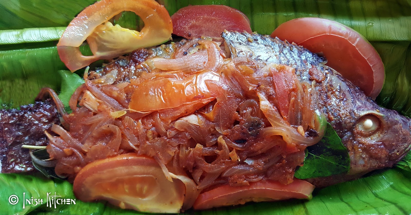 KARIMEEN POLLICHATHU (Fish Masala in Banana Leaf)
