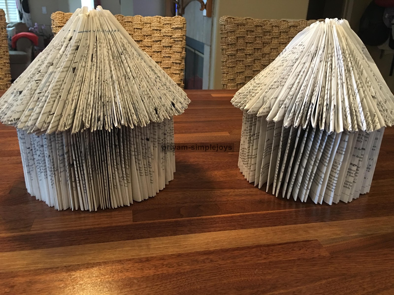 SimpleJoys: Paper Houses