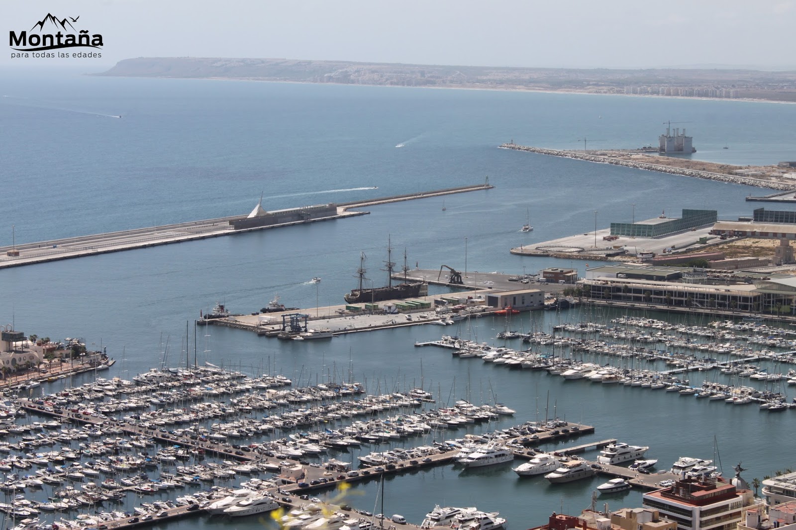 MONTAÑA PARA TODAS LAS EDADES: El Castillo de Santa Bárbara (Alicante).