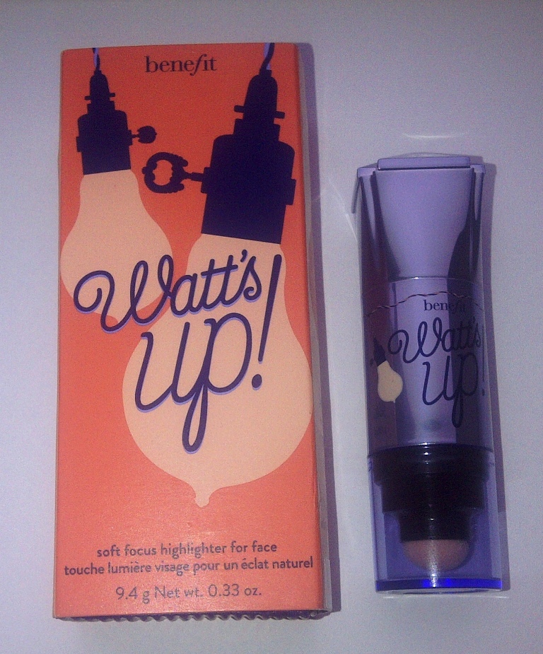 BeautySwot: Benefit Watt's Up! Soft Focus Highlighter