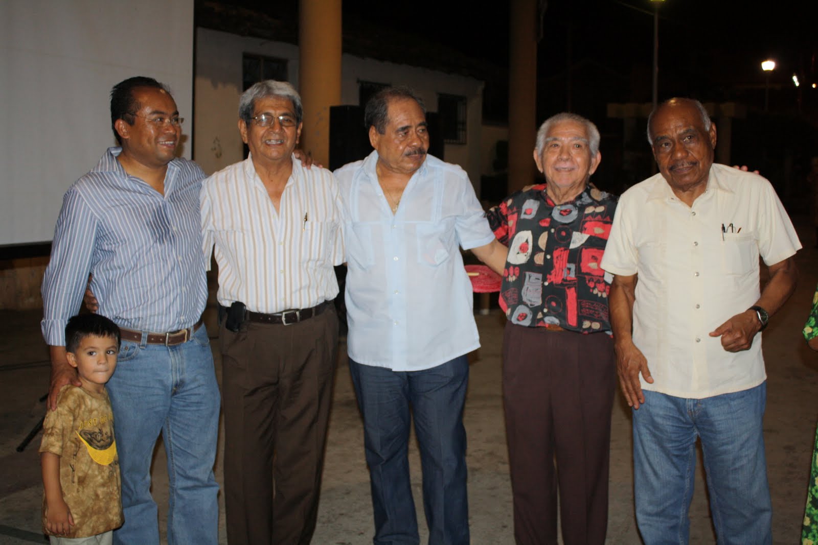 Fundación Cultural Coyuca de Benítez A. C.: HOMENAJE AL ING. ONIVER ...