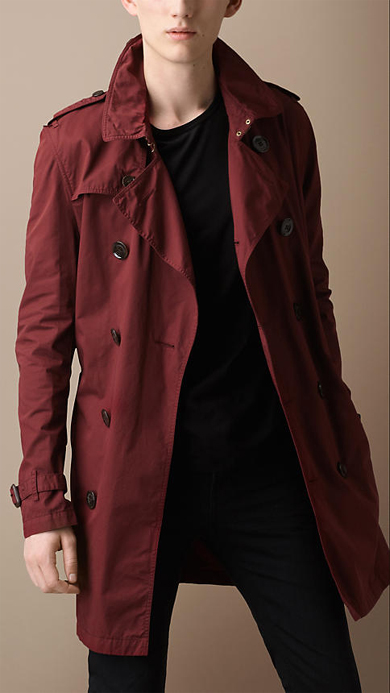 Trench granate de Burberry Brit - Un tipo con clase. Moda hombre ...