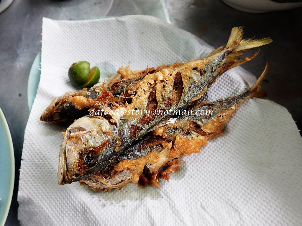 Da Foodie Story: Village Fish Head Bee Hoon (乡下鱼头米粉), Pengkalan Weld ...