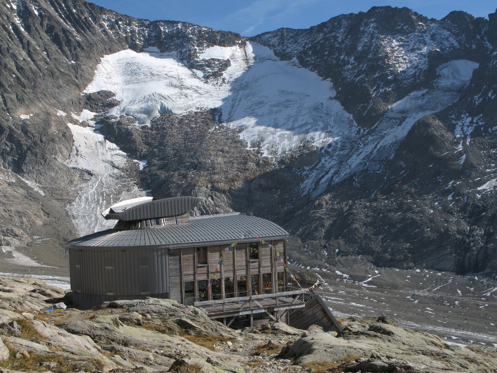 GRIMP-AVENTURE: traversée des dômes de miage