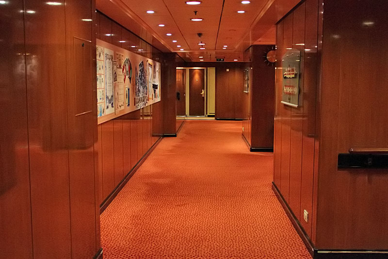 Ship-Photo: Queen Mary 2 - interior photos