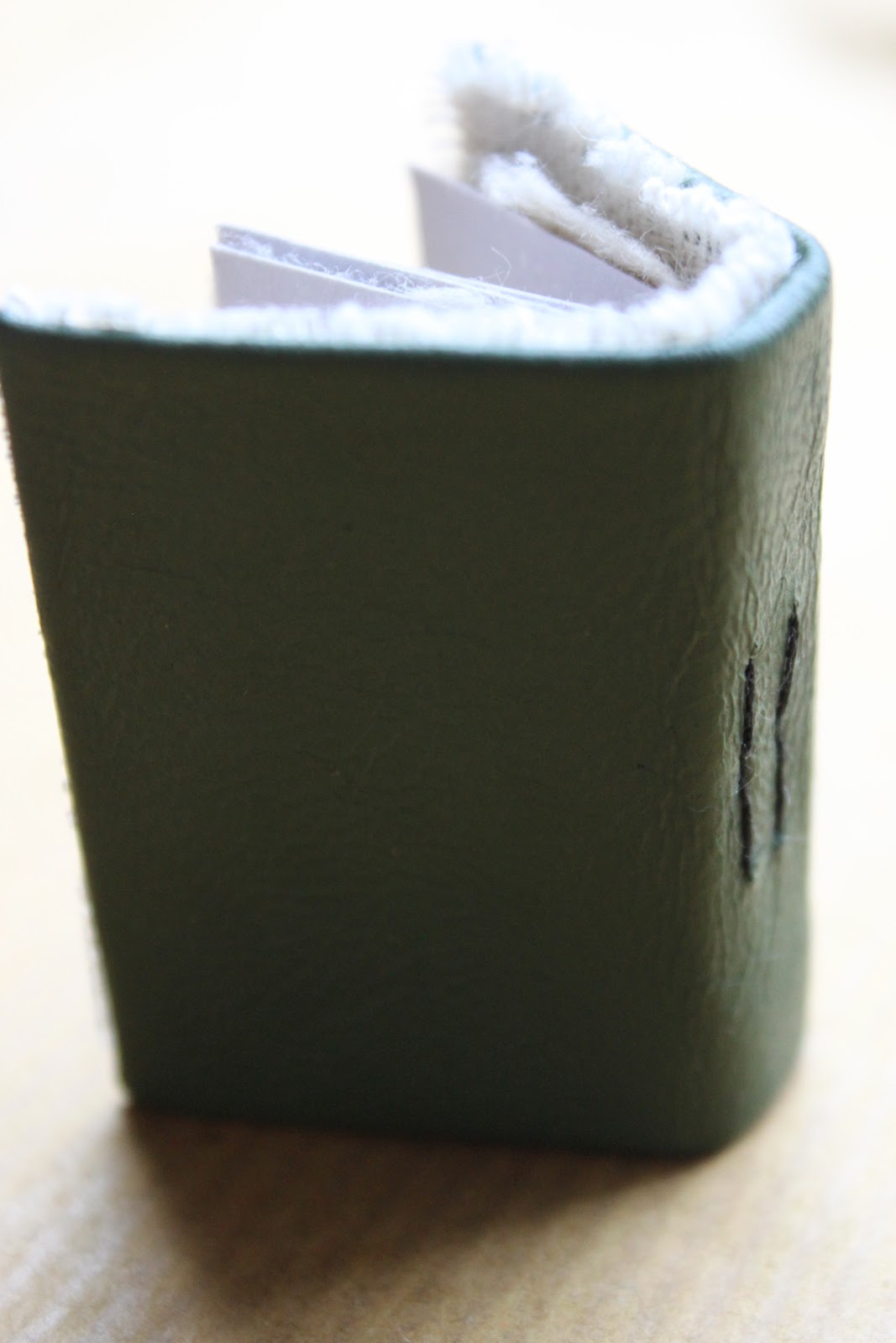 Crafty Bitz : Tutorial - How to make an Altered matchbox book cover ...