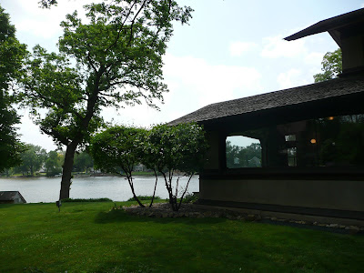 Life at 55 mph: The Bradley House by Frank Lloyd Wright in Kankakee ...