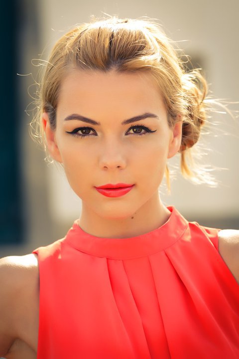 Maria de sousa - oficial fans