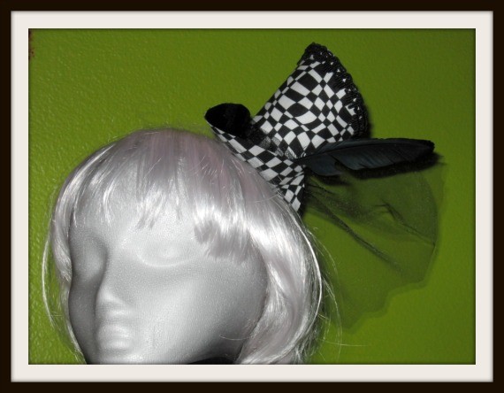 Tiny Hats Weekly: June 2011