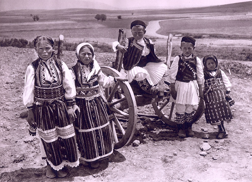 40 Rare and Fantastic Photographs of Yugoslavia From the 1920s ...