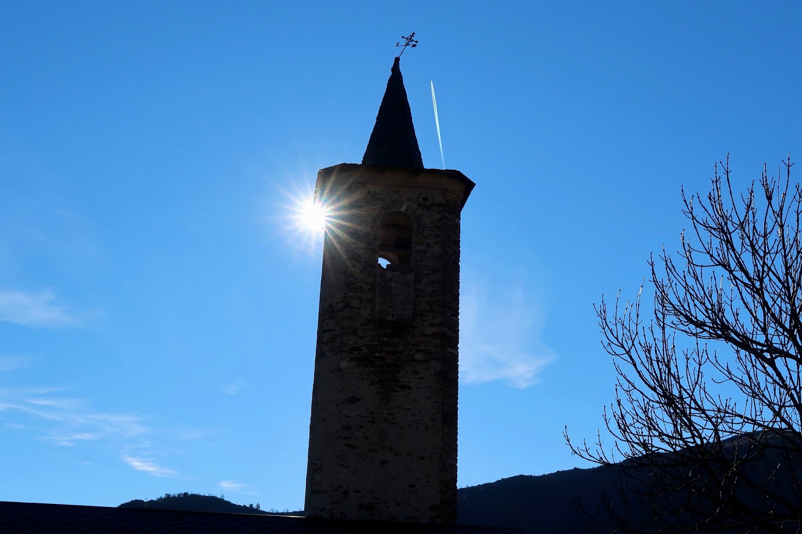 La luz de la montaña: Vall d'Àssua: Ruta circular por los pueblos de ...