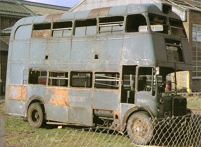 Code 3 Model Buses: 1036TV