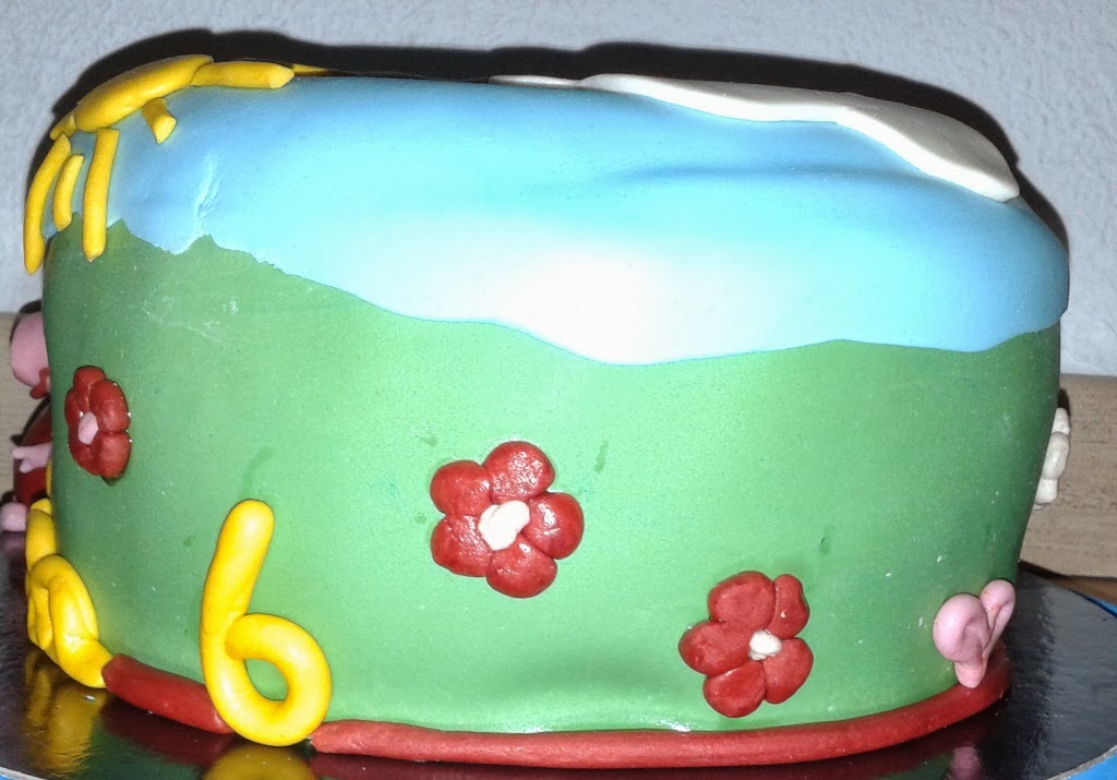 galletas, tartas, cupcakes y otros dulces: Tarta Peppa pig 2 galletas, tartas, cupcakes y otros dulces: Tarta Peppa pig 2