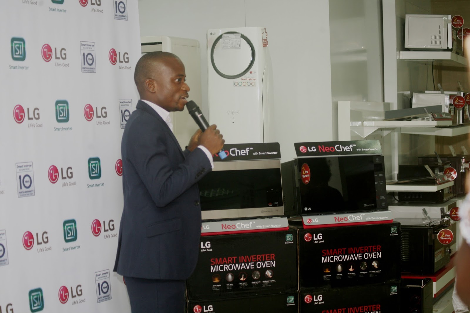 THE LG NEO CHEF MICROWAVE LAUNCHES IN NIGERIA! - SISIYEMMIE: Nigerian ...