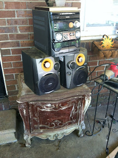 Creating Love And Joy: Outdoor End Table