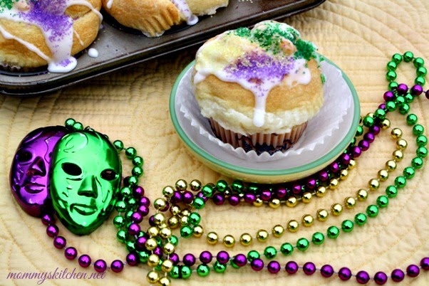 Mardi Gras - King Cake Cupcakes — Mommy's Kitchen