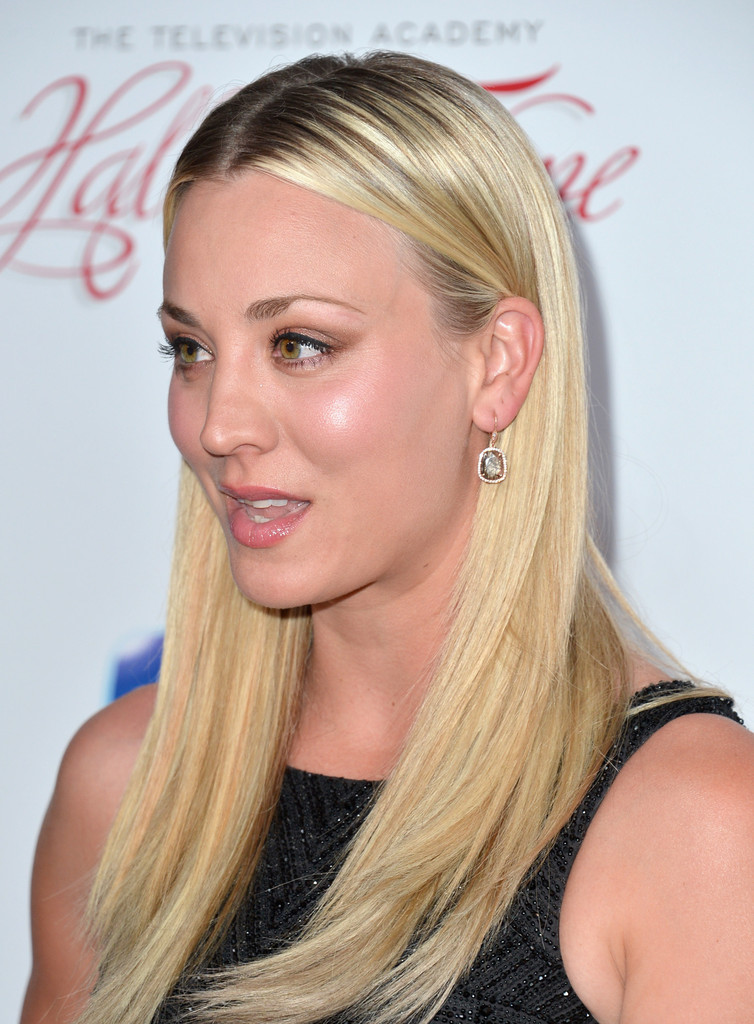 Kaley Cuoco - 22nd Annual Hall of Fame Induction Gala in Beverly Hills