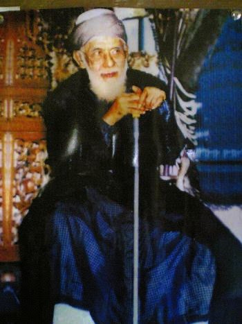 KH. Dimyati Banten (Abuya Dimyati) - ainun naiem